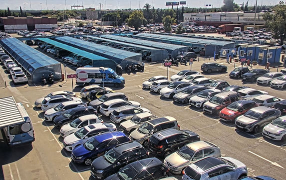 Parkings at Airports and Stations